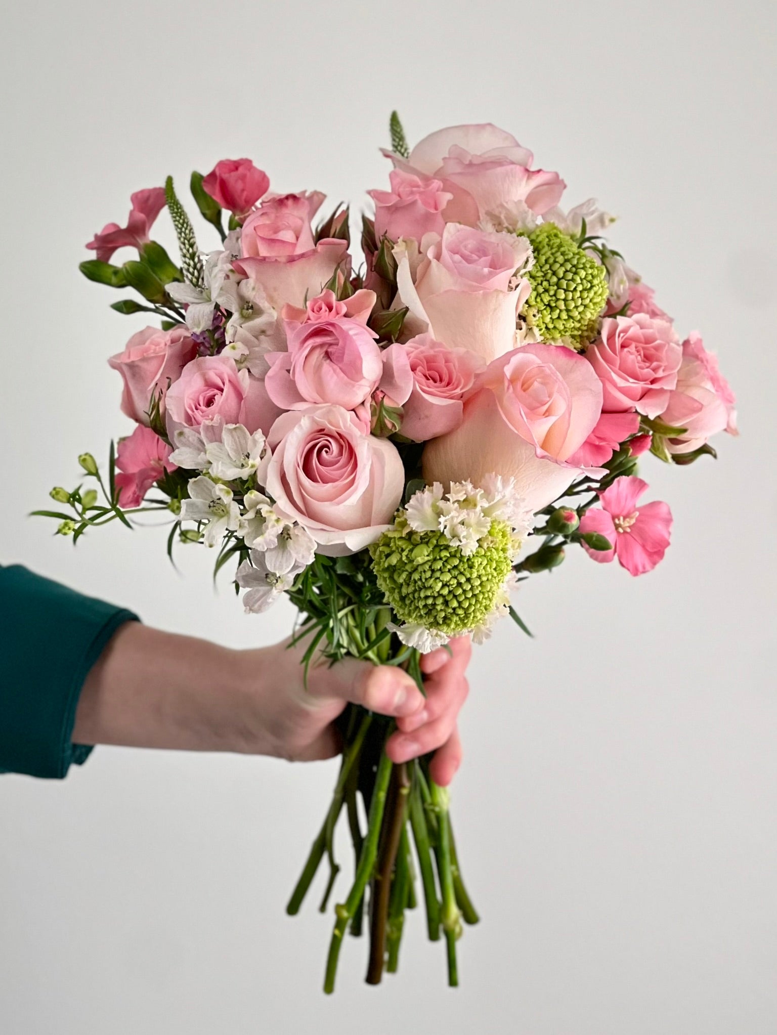 Why DIY Flower Kits Are a Thoughtful Gift – Metro Flower Market